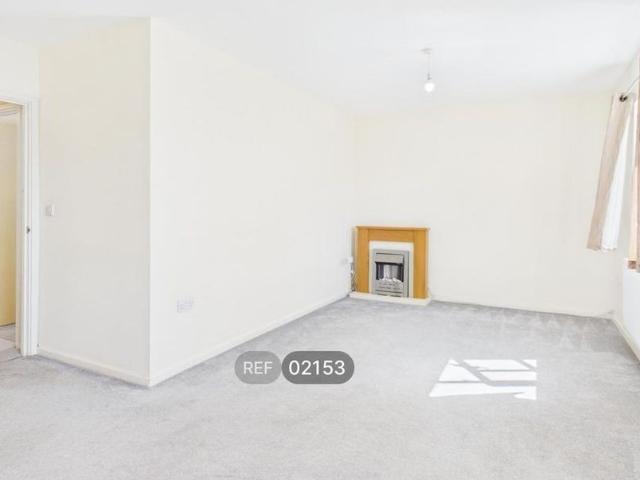 2 bedroom maisonette to rent