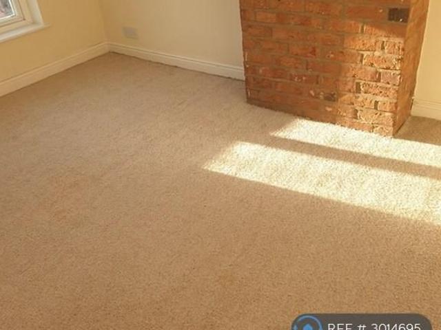 2 bedroom maisonette to rent