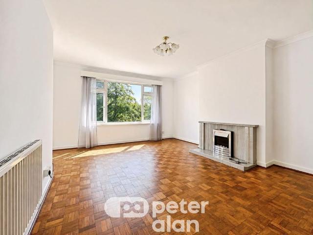 2 bedroom maisonette to rent