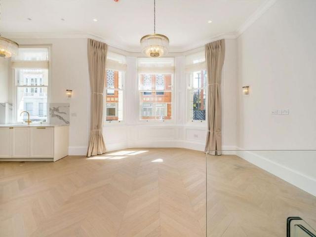 2 bedroom maisonette to rent