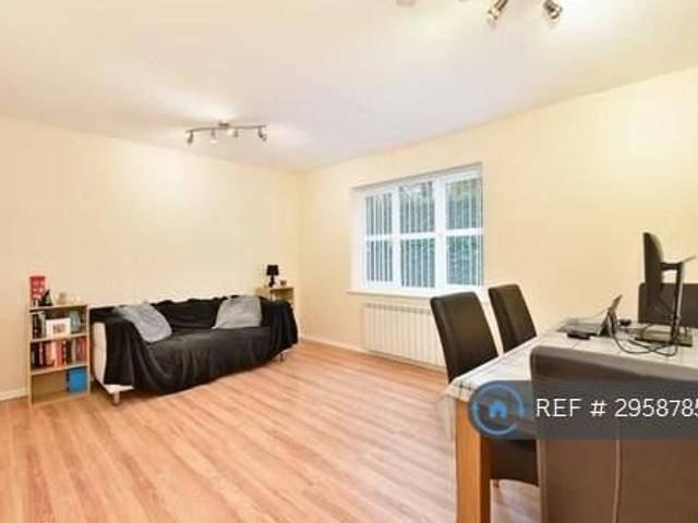 2 bedroom maisonette to rent