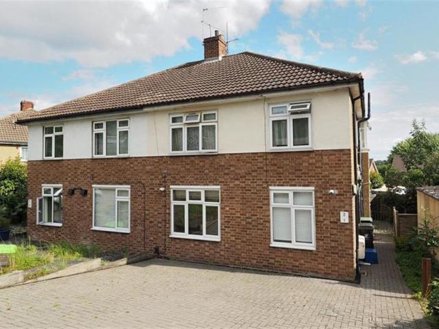 2 bedroom maisonette to rent