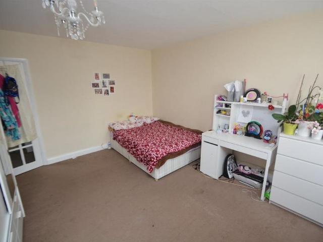 2 bedroom maisonette to rent