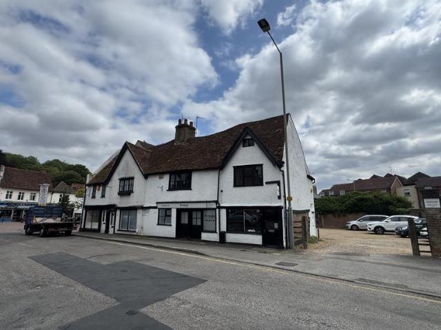2 bedroom maisonette to rent