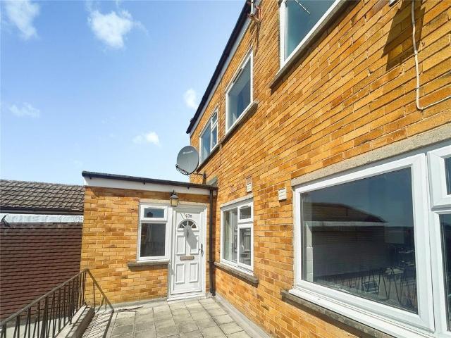 2 bedroom maisonette to rent