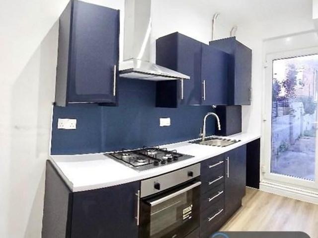 2 bedroom maisonette to rent