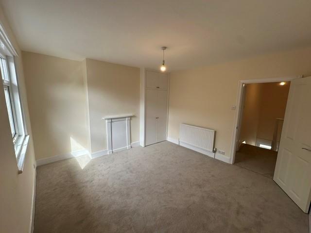2 bedroom maisonette to rent