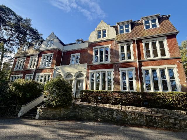 2 bedroom maisonette to rent
