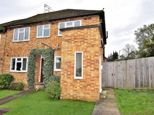 2 bedroom maisonette to rent