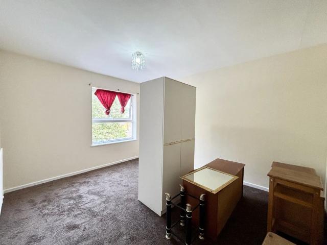 2 bedroom maisonette to rent