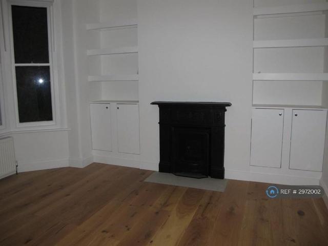 2 bedroom maisonette to rent