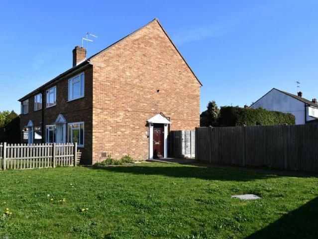2 bedroom maisonette to rent