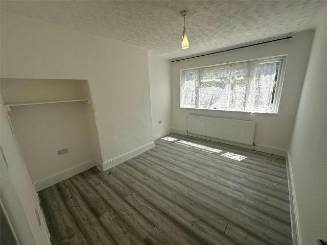2 bedroom maisonette to rent