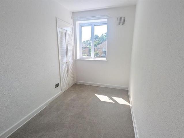 2 bedroom maisonette to rent