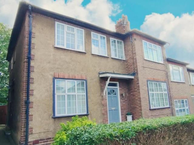 2 bedroom maisonette to rent