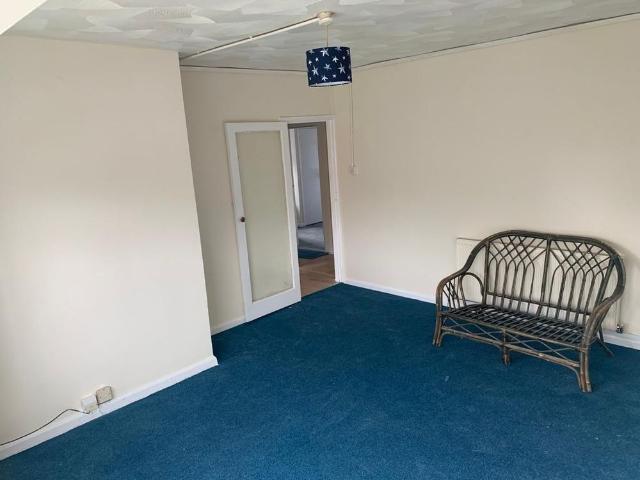 2 bedroom maisonette to rent