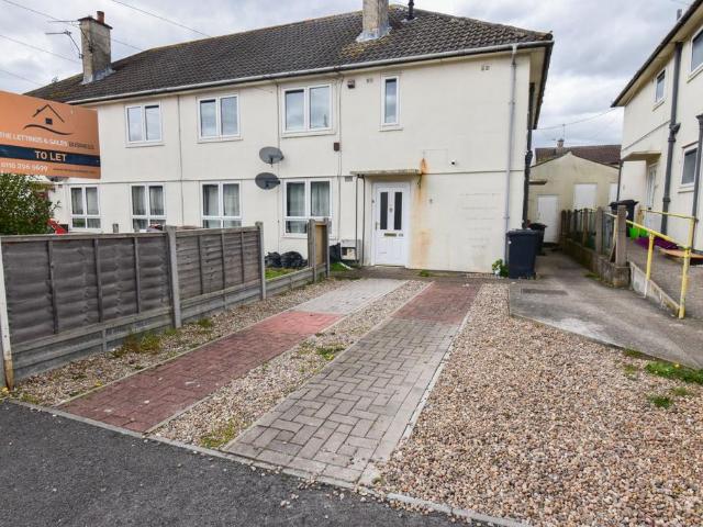 2 bedroom maisonette to rent