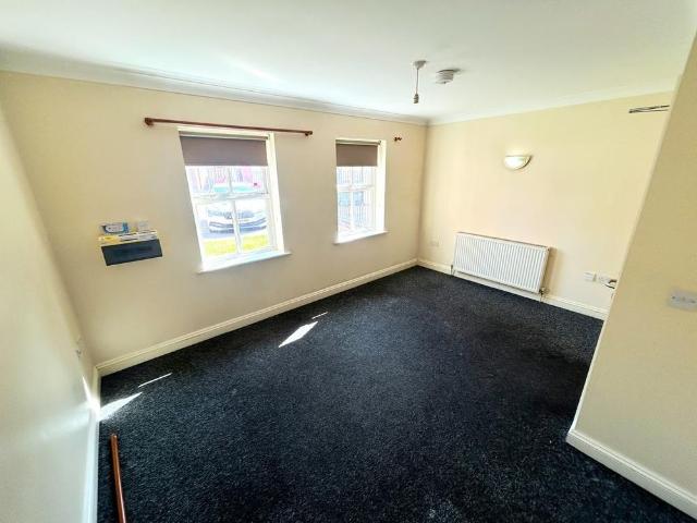 2 bedroom maisonette to rent