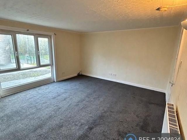 2 bedroom maisonette to rent