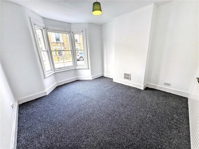 2 bedroom maisonette to rent
