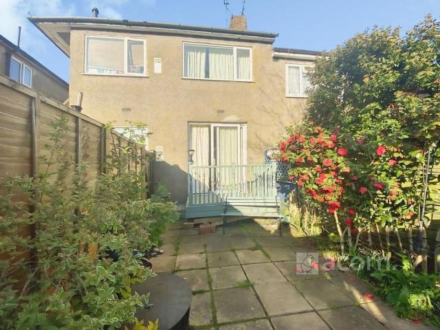 2 bedroom maisonette to rent