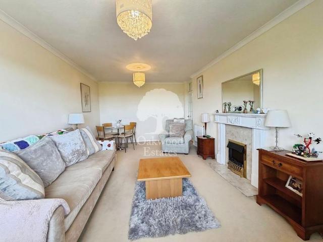 2 bedroom maisonette to rent