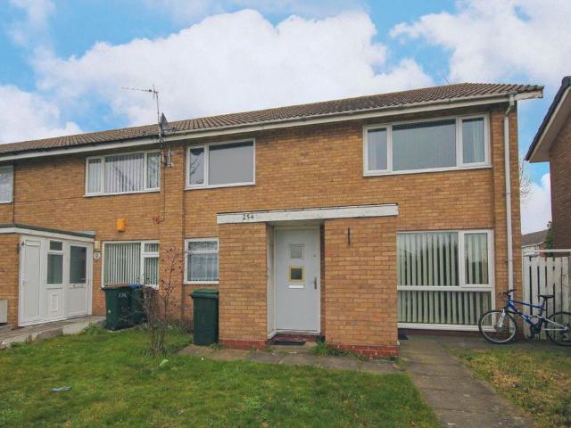 2 bedroom maisonette to rent