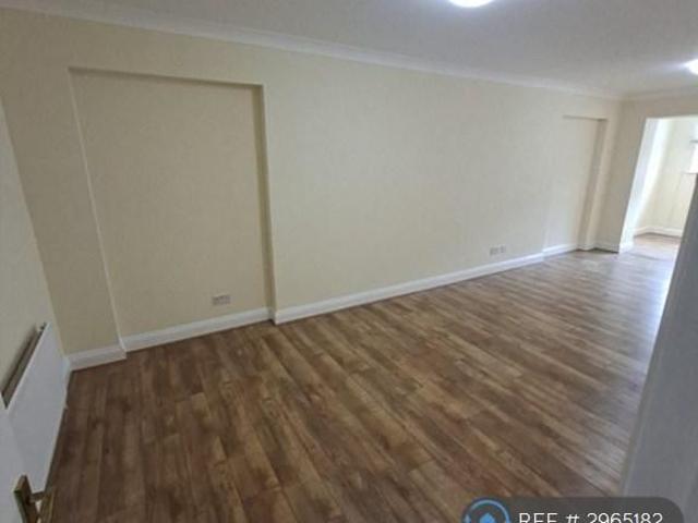 2 bedroom maisonette to rent