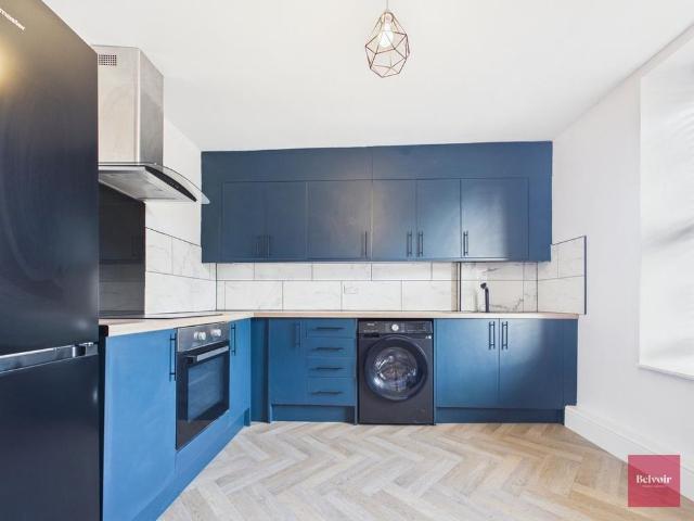 2 bedroom maisonette to rent