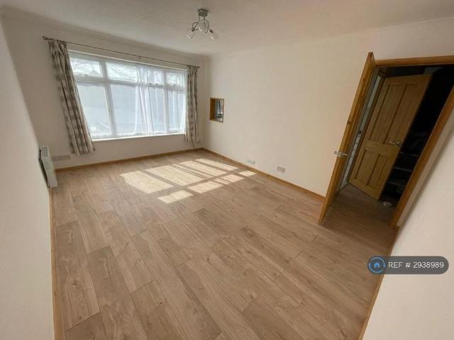 2 bedroom maisonette to rent