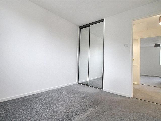 2 bedroom maisonette to rent