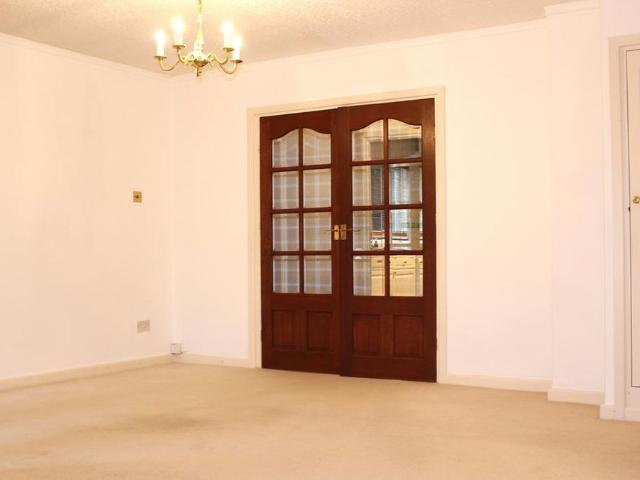 2 bedroom maisonette to rent