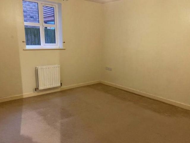 2 bedroom maisonette to rent