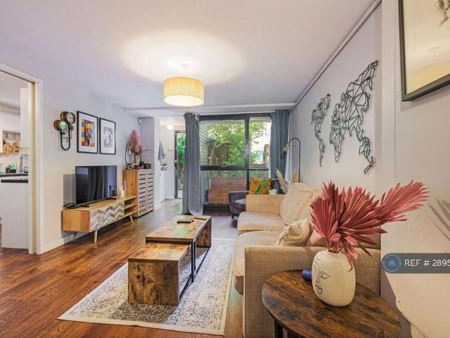 2 bedroom maisonette to rent