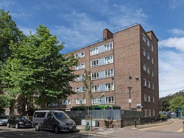 2 bedroom maisonette to rent