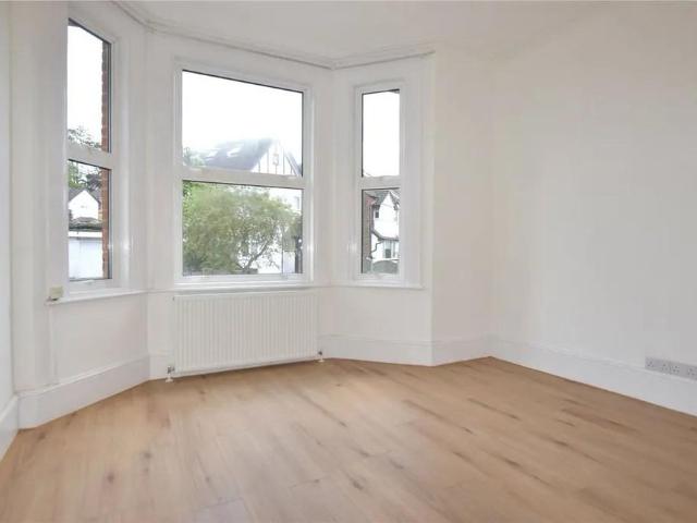 2 bedroom maisonette to rent