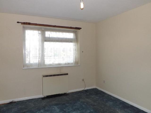 2 bedroom maisonette to rent