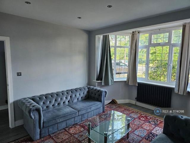 2 bedroom maisonette to rent