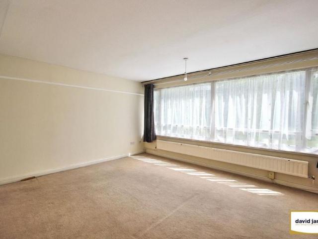 2 bedroom maisonette to rent