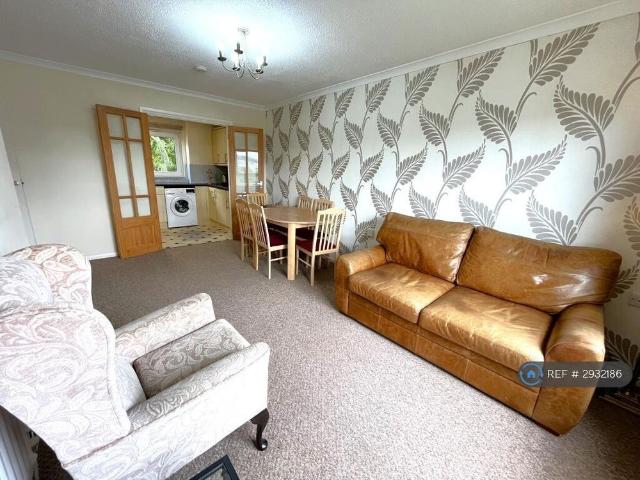 2 bedroom maisonette to rent