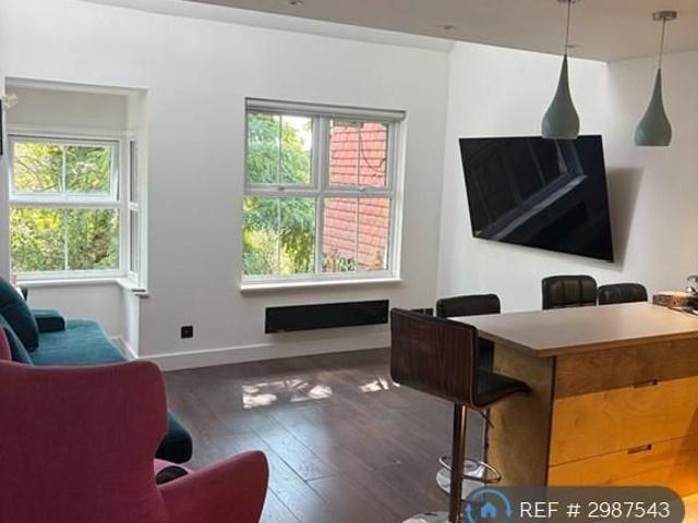 2 bedroom maisonette to rent