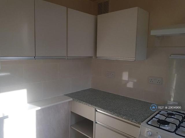 2 bedroom maisonette to rent