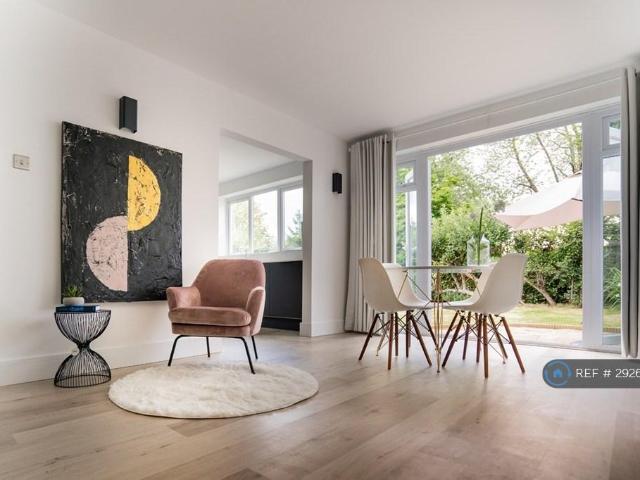 2 bedroom maisonette to rent