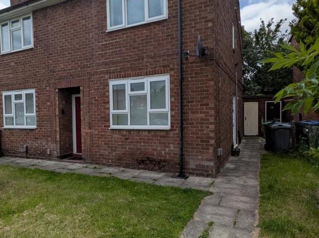 2 bedroom maisonette to rent
