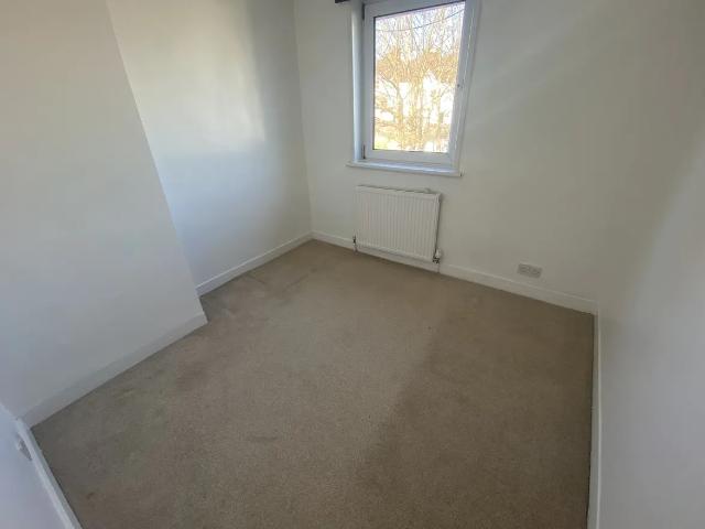 2 bedroom maisonette to rent