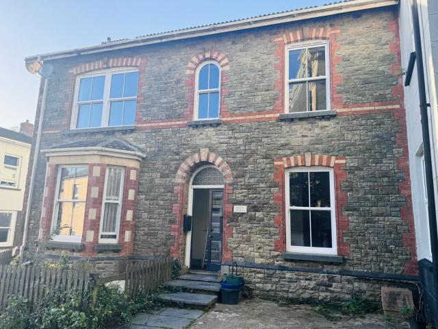 2 bedroom maisonette to rent