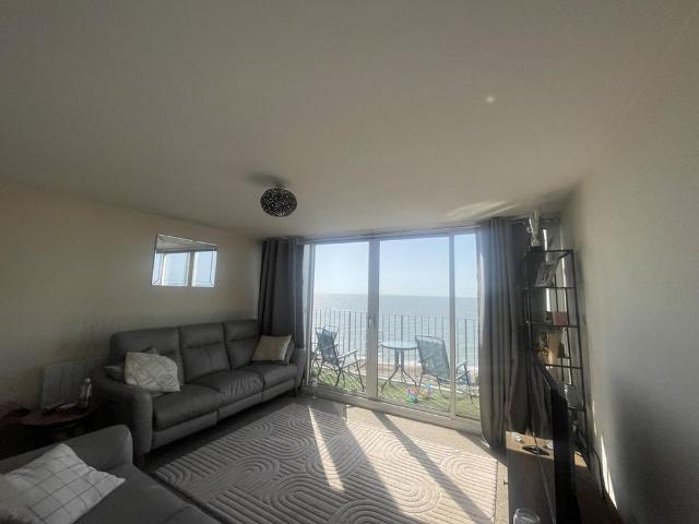 2 bedroom maisonette to rent