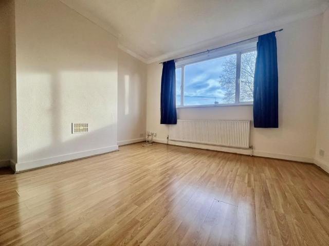 2 bedroom maisonette to rent