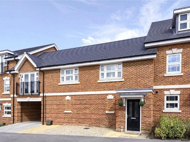 2 bedroom maisonette to rent