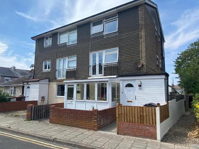 2 bedroom maisonette to rent